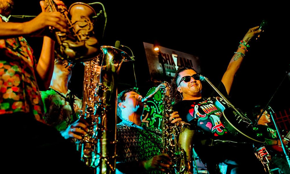 5 razones para no perderte Show Tropical de Mauricio Mesones - Blog Joinnus
