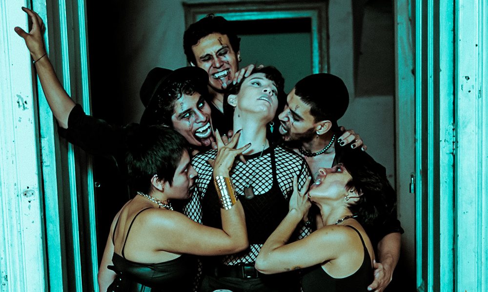 Disfruta de la experiencia inmersiva de la obra teatral "El Vampiro de Lima" - Blog Joinnus